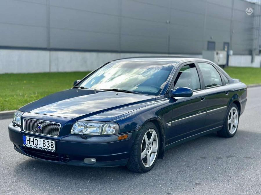 Синий Вольво С80 2002 в Вильнюс, объемом двигателя 2.40 л и пробегом 333 тыс. км за 1500 €, фото 3 на AUTOMOTO.COM.LV
