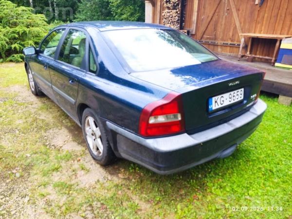 Синий Вольво С80 2002 в Рига, объемом двигателя 2.40 л и пробегом 375 тыс. км за 1100 €, фото 5 на AUTOMOTO.COM.LV