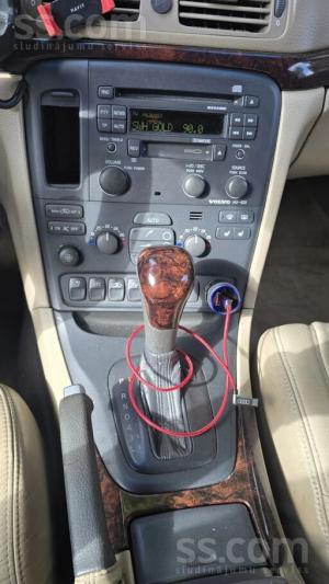 Zils Volvo S80 2002 Talsi, ar dzinēja tilpumu 2.40 L un nobraukumu 322 tūkst. km par 1400 €, foto 9 vietnē AUTOMOTO.COM.LV