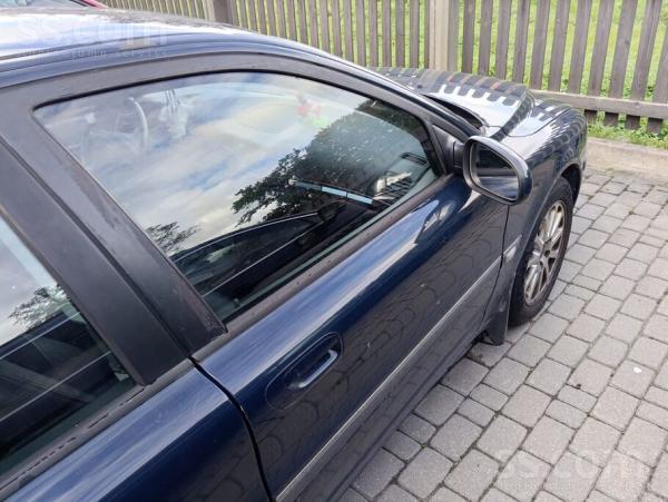Volvo S80 2002 in Jelgava on AUTOMOTO.COM.LV Blue Volvo S80 2002 in Jelgava, with an engine capacity of 2.40 L and mileage of 305 thousand km for 700 €, photo 8 on AUTOMOTO.COM.LV