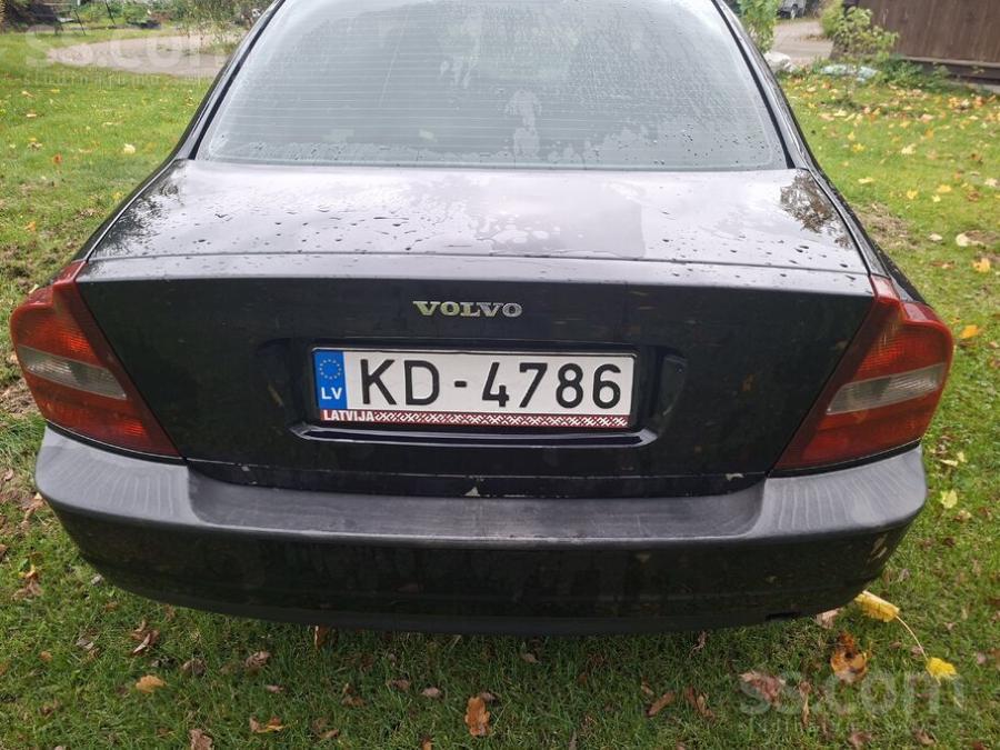 Zils Volvo S80 2002 Ludza, ar dzinēja tilpumu 2.40 L un nobraukumu 362 tūkst. km par 1200 €, foto 5 vietnē AUTOMOTO.COM.LV