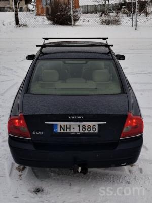 Zils Volvo S80 2003 Alūksne, ar dzinēja tilpumu 2.40 L un nobraukumu 440 tūkst. km par 1000 €, foto 6 vietnē AUTOMOTO.COM.LV