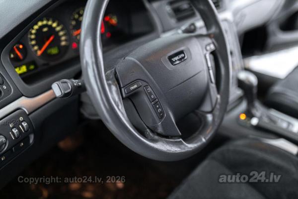 Синий Вольво С80 2003 в Таллин, объемом двигателя 2.90 л и пробегом 224 тыс. км за 2990 €, фото 11 на AUTOMOTO.COM.LV