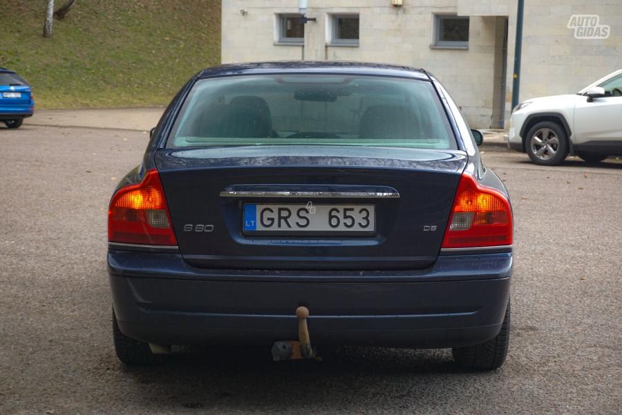 Zils Volvo S80 2003 Viļņa, ar dzinēja tilpumu 2.40 L un nobraukumu 456 tūkst. km par 2500 €, foto 8 vietnē AUTOMOTO.COM.LV