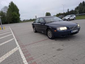 Zils Volvo S80 2003 Klaipėda, ar dzinēja tilpumu 2.40 L un nobraukumu 369 tūkst. km par 1000 €, foto 4 vietnē AUTOMOTO.COM.LV