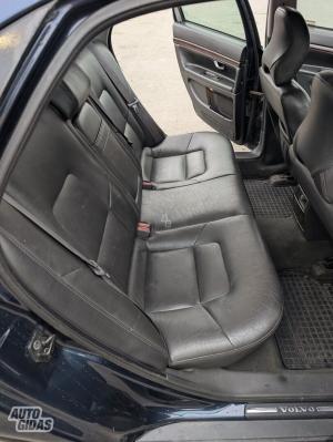 Zils Volvo S80 2003 Klaipėda, ar dzinēja tilpumu 2.40 L un nobraukumu 369 tūkst. km par 1000 €, foto 13 vietnē AUTOMOTO.COM.LV