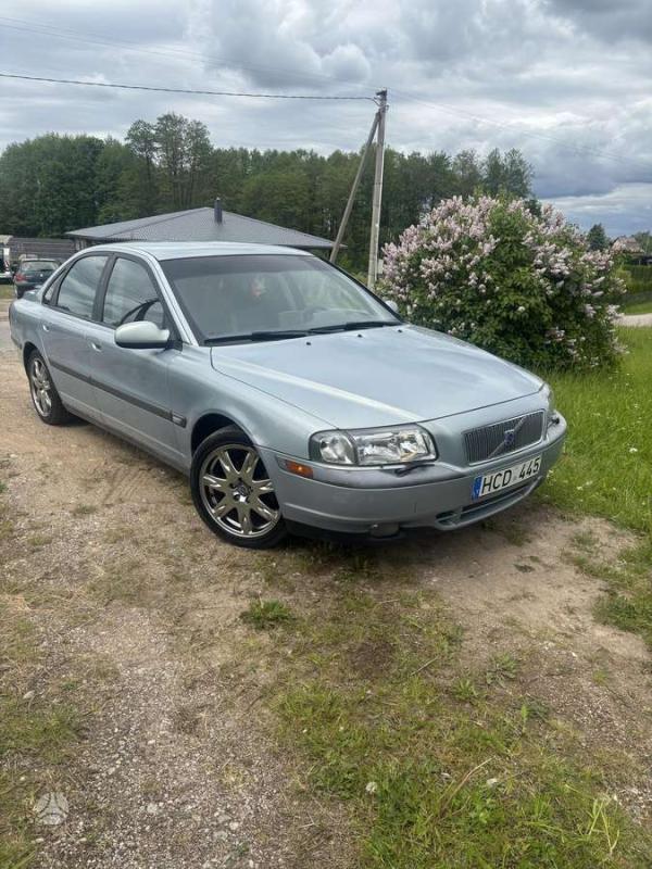 Zils Volvo S80 2003 Alīta, ar dzinēja tilpumu 0.00 L un nobraukumu 271 tūkst. km par 700 €, foto 1 vietnē AUTOMOTO.COM.LV