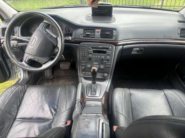 Zils Volvo S80 2003 Alīta, ar dzinēja tilpumu 0.00 L un nobraukumu 271 tūkst. km par 700 €, foto 10 vietnē AUTOMOTO.COM.LV