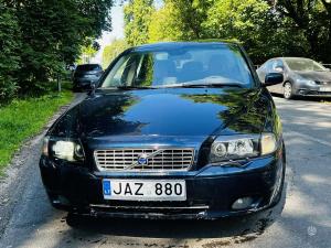 Zils Volvo S80 2003 Viļņa, ar dzinēja tilpumu 2.40 L un nobraukumu 299 tūkst. km par 900 €, foto 8 vietnē AUTOMOTO.COM.LV