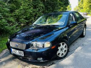 Zils Volvo S80 2003 Viļņa, ar dzinēja tilpumu 2.40 L un nobraukumu 299 tūkst. km par 900 €, foto 9 vietnē AUTOMOTO.COM.LV