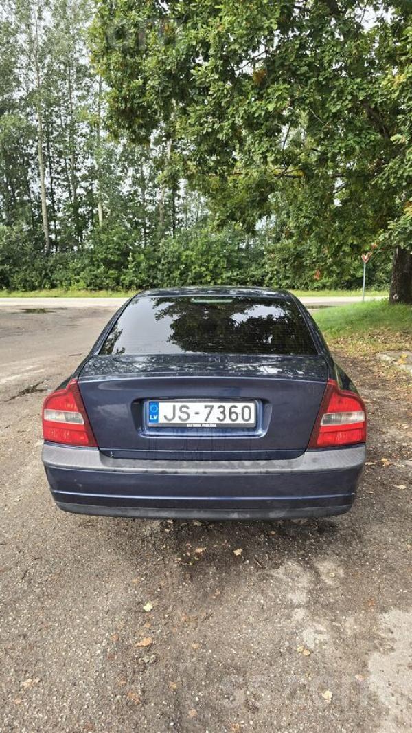 Zils Volvo S80 2003 Talsi, ar dzinēja tilpumu 2.40 L un nobraukumu 322 tūkst. km par 1400 €, foto 5 vietnē AUTOMOTO.COM.LV