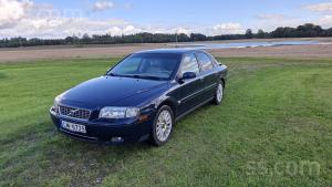 Zils Volvo S80 2003 Talsi, ar dzinēja tilpumu 2.40 L un nobraukumu 400 tūkst. km par 1200 €, foto  vietnē AUTOMOTO.COM.LV