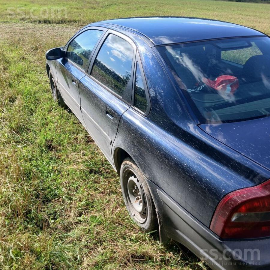 Zils Volvo S80 2003 Limbaži, ar dzinēja tilpumu 2.40 L un nobraukumu 346 tūkst. km par 800 €, foto 3 vietnē AUTOMOTO.COM.LV