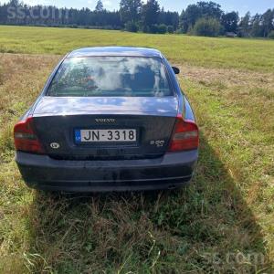 Zils Volvo S80 2003 Limbaži, ar dzinēja tilpumu 2.40 L un nobraukumu 346 tūkst. km par 800 €, foto 5 vietnē AUTOMOTO.COM.LV