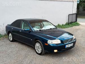 Blue Volvo S80 2003 in Riga, with an engine capacity of 2.40 L and mileage of 398 thousand km for 1450 €, photo 3 on AUTOMOTO.COM.LV