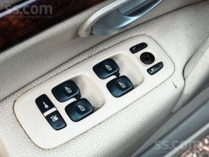 Blue Volvo S80 2003 in Riga, with an engine capacity of 2.40 L and mileage of 398 thousand km for 1450 €, photo 9 on AUTOMOTO.COM.LV