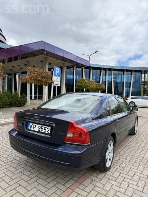 Zils Volvo S80 2004 Tukums, ar dzinēja tilpumu 2.40 L un nobraukumu 349 tūkst. km par 1990 €, foto 5 vietnē AUTOMOTO.COM.LV