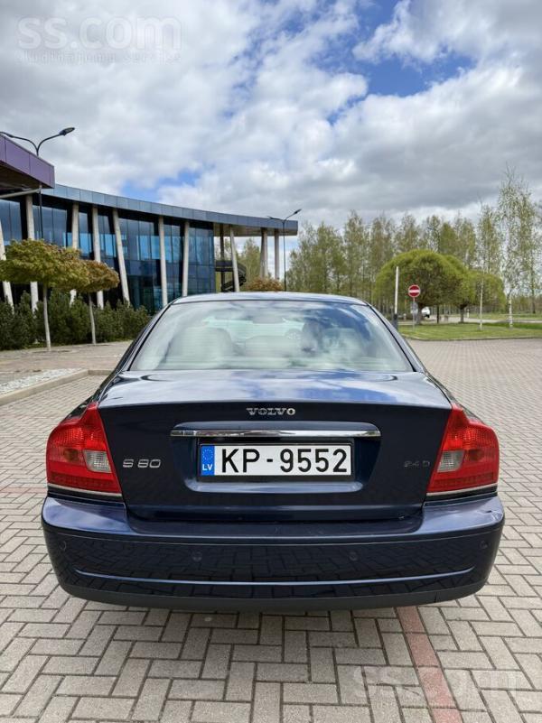 Zils Volvo S80 2004 Tukums, ar dzinēja tilpumu 2.40 L un nobraukumu 349 tūkst. km par 1990 €, foto 6 vietnē AUTOMOTO.COM.LV