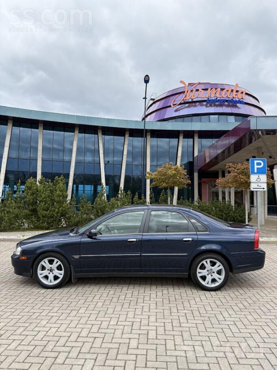 Zils Volvo S80 2004 Tukums, ar dzinēja tilpumu 2.40 L un nobraukumu 349 tūkst. km par 1990 €, foto 8 vietnē AUTOMOTO.COM.LV
