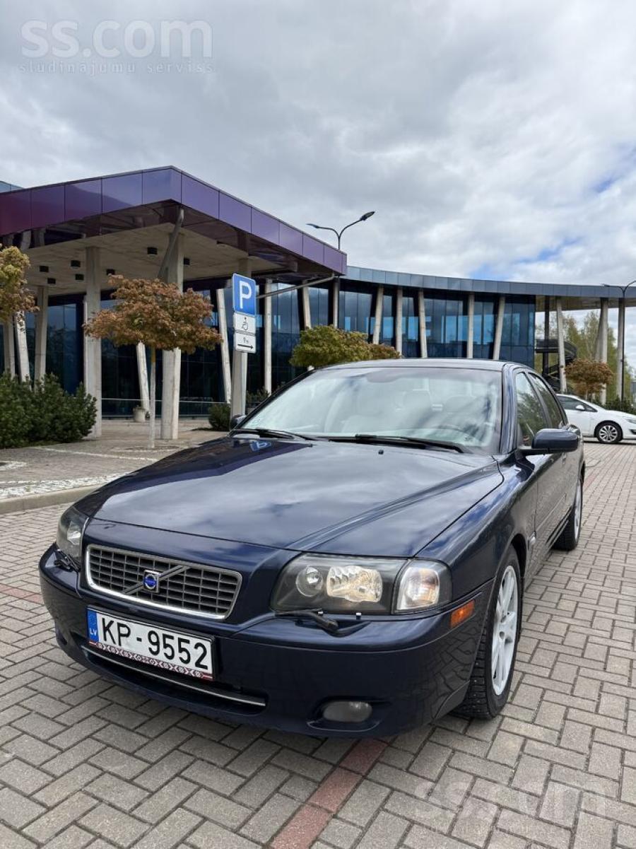 Zils Volvo S80 2004 Tukums, ar dzinēja tilpumu 2.40 L un nobraukumu 349 tūkst. km par 1990 €, foto 10 vietnē AUTOMOTO.COM.LV