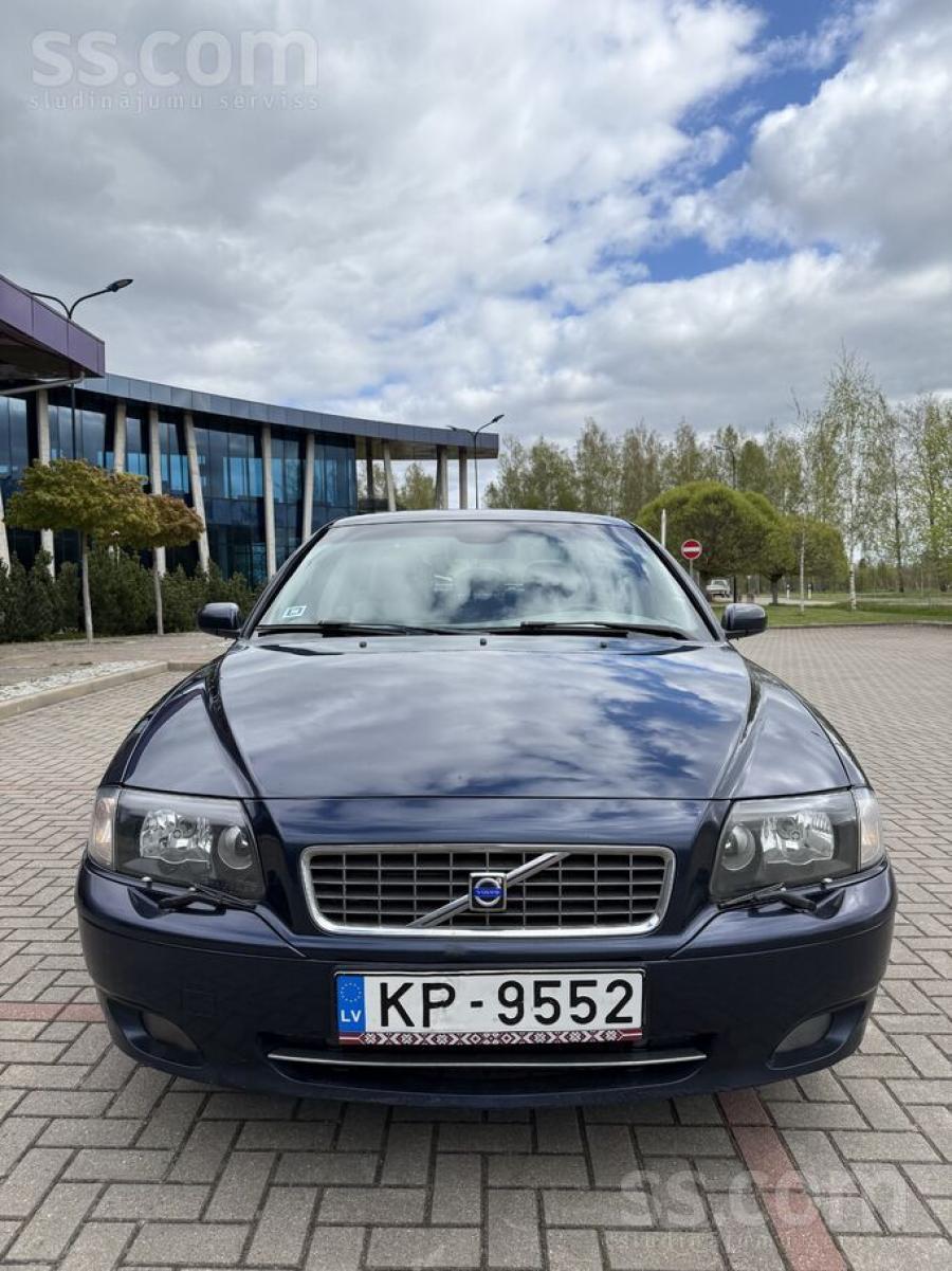Zils Volvo S80 2004 Tukums, ar dzinēja tilpumu 2.40 L un nobraukumu 349 tūkst. km par 1990 €, foto 11 vietnē AUTOMOTO.COM.LV