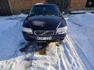 Blue Volvo S80 2004 in Siauliai, with an engine capacity of 2.40 L and mileage of 340 thousand km for 1300 €, photo 2 on AUTOMOTO.COM.LV