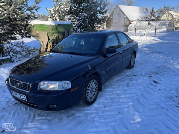 Zils Volvo S80 2004 Šauļi, ar dzinēja tilpumu 2.40 L un nobraukumu 340 tūkst. km par 1650 €, foto 1 vietnē AUTOMOTO.COM.LV