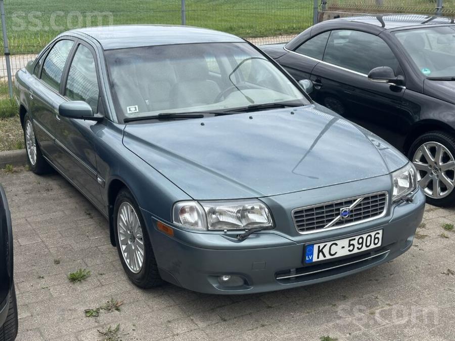 Синий Вольво С80 2004 в Тукумс, объемом двигателя 2.50 л и пробегом 0 тыс. км за 1500 €, фото 1 на AUTOMOTO.COM.LV