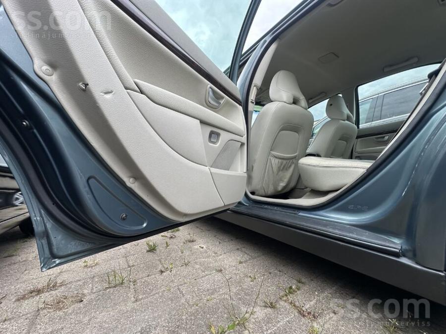 Синий Вольво С80 2004 в Тукумс, объемом двигателя 2.50 л и пробегом 0 тыс. км за 1500 €, фото 15 на AUTOMOTO.COM.LV