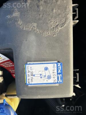 Zils Volvo S80 2004 Rēzekne, ar dzinēja tilpumu 2.40 L un nobraukumu 399 tūkst. km par 1450 €, foto 10 vietnē AUTOMOTO.COM.LV