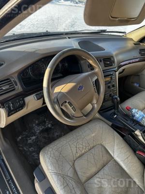 Zils Volvo S80 2004 Rēzekne, ar dzinēja tilpumu 2.40 L un nobraukumu 399 tūkst. km par 1450 €, foto 16 vietnē AUTOMOTO.COM.LV