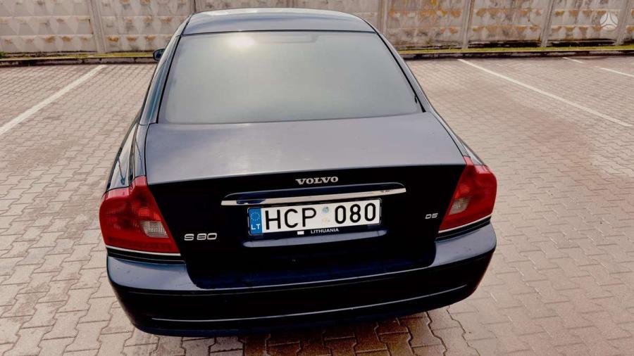 Zils Volvo S80 2004 Kauņa, ar dzinēja tilpumu 2.40 L un nobraukumu 234 tūkst. km par 2350 €, foto 3 vietnē AUTOMOTO.COM.LV