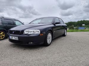 Zils Volvo S80 2004 Viļņa, ar dzinēja tilpumu 2.40 L un nobraukumu 362 tūkst. km par 1300 €, foto 4 vietnē AUTOMOTO.COM.LV