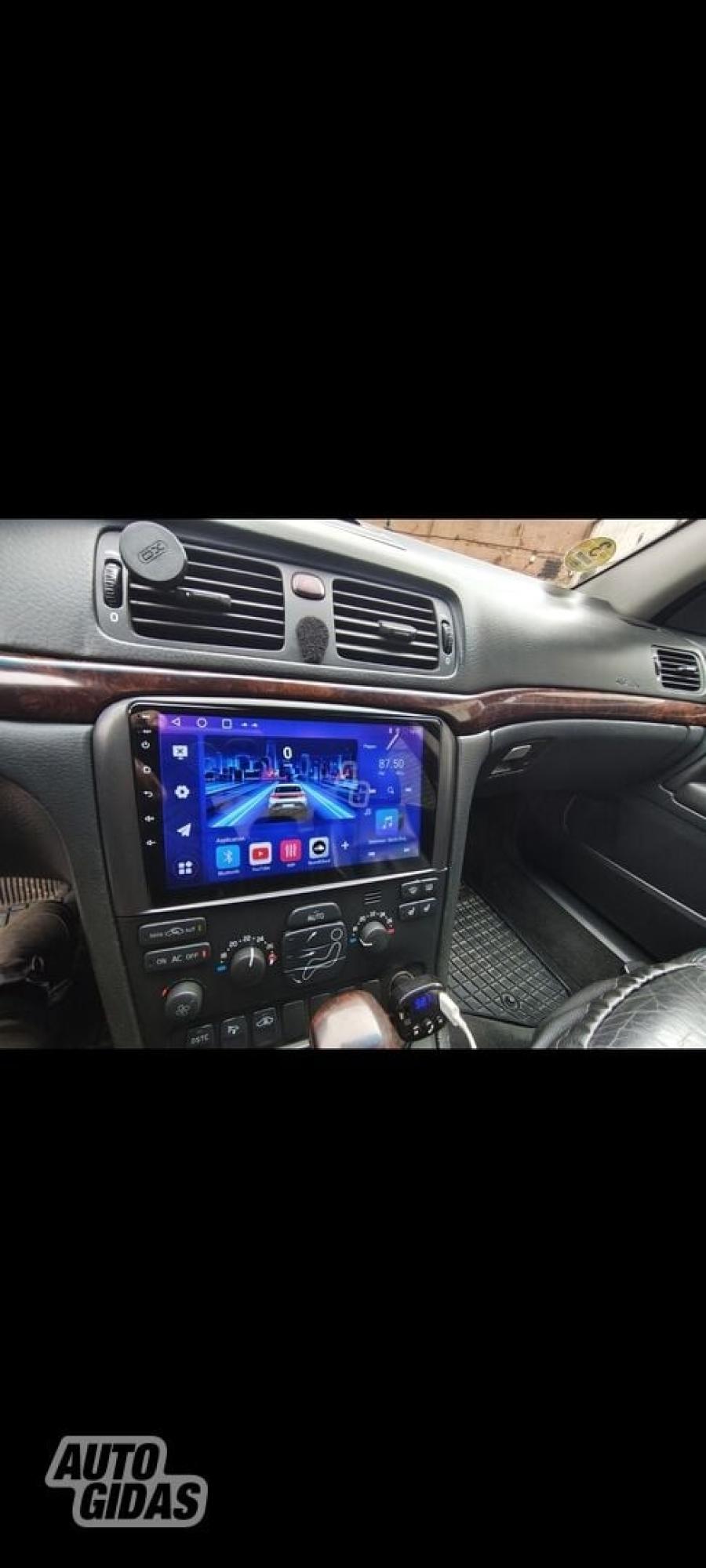 Zils Volvo S80 2004 Viļņa, ar dzinēja tilpumu 2.40 L un nobraukumu 362 tūkst. km par 1300 €, foto 18 vietnē AUTOMOTO.COM.LV