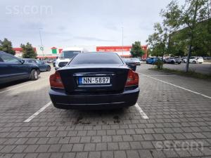 Zils Volvo S80 2004 Rīga, ar dzinēja tilpumu 2.40 L un nobraukumu 301 tūkst. km par 1490 €, foto 4 vietnē AUTOMOTO.COM.LV