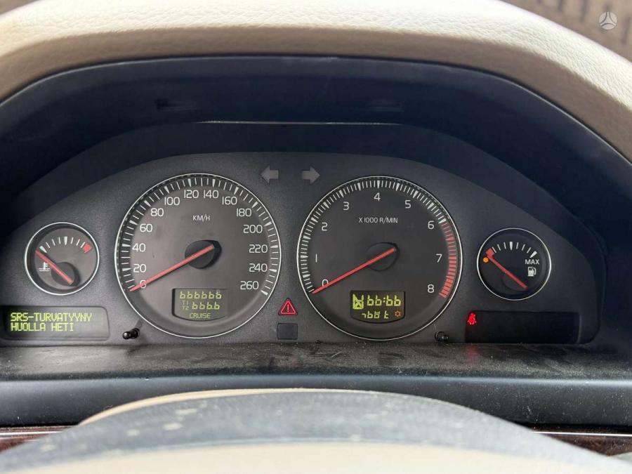 Синий Вольво С80 2004 в Вильнюс, объемом двигателя 2.44 л и пробегом 380 тыс. км за 650 €, фото 18 на AUTOMOTO.COM.LV