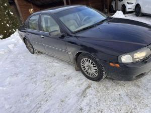 Blue Volvo S80 2005 in Vilnius, with an engine capacity of 2.40 L and mileage of 271 thousand km for 2450 €, photo 3 on AUTOMOTO.COM.LV