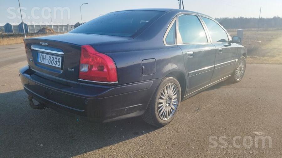 Zils Volvo S80 2005 Rīga, ar dzinēja tilpumu 2.40 L un nobraukumu 356 tūkst. km par 3400 €, foto 5 vietnē AUTOMOTO.COM.LV
