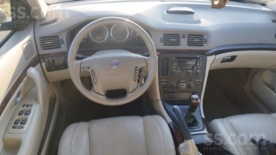Zils Volvo S80 2005 Rīga, ar dzinēja tilpumu 2.40 L un nobraukumu 356 tūkst. km par 3400 €, foto 8 vietnē AUTOMOTO.COM.LV