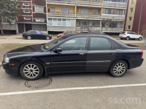 Blue Volvo S80 2005 in Riga, with an engine capacity of 2.40 L and mileage of 357 thousand km for 750 €, photo 3 on AUTOMOTO.COM.LV