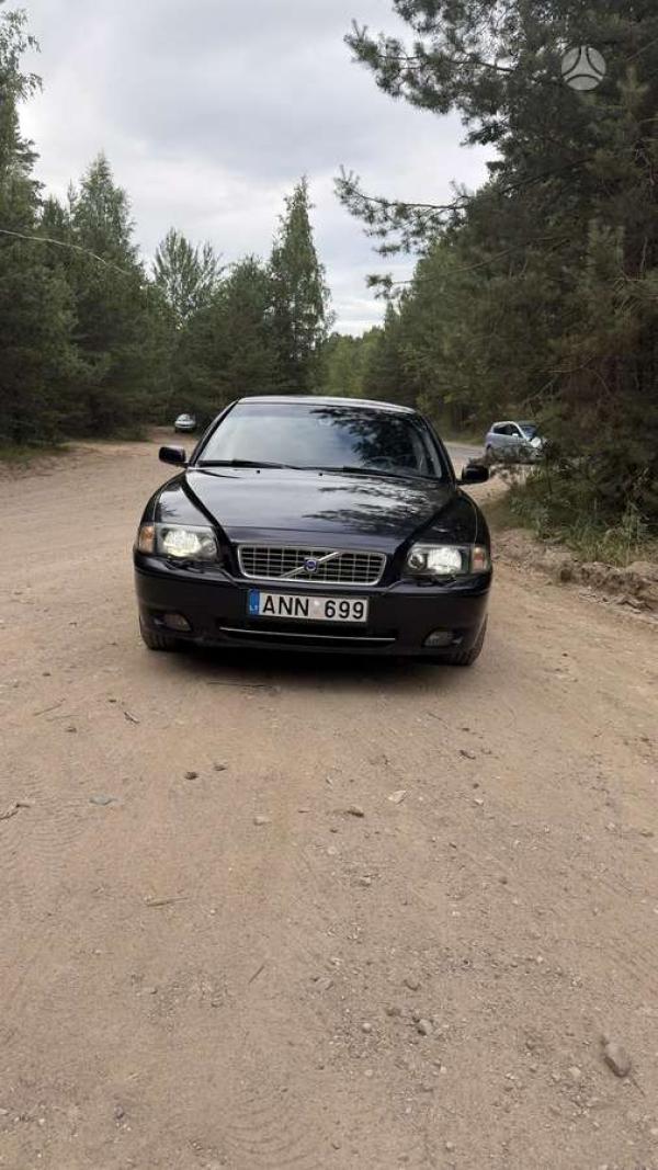 Синий Вольво С80 2005 в Вильнюс, объемом двигателя 2.40 л и пробегом 267 тыс. км за 1300 €, фото 1 на AUTOMOTO.COM.LV
