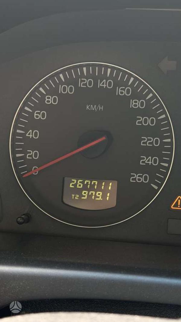 Синий Вольво С80 2005 в Вильнюс, объемом двигателя 2.40 л и пробегом 267 тыс. км за 1300 €, фото 10 на AUTOMOTO.COM.LV