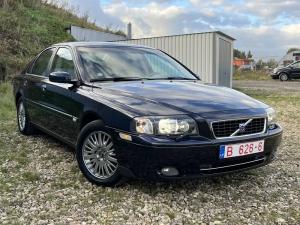 Blue Volvo S80 2005 in Riga, with an engine capacity of 2.40 L and mileage of 345 thousand km for 3495 €, photo  on AUTOMOTO.COM.LV