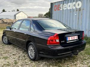 Zils Volvo S80 2005 Rīga, ar dzinēja tilpumu 2.40 L un nobraukumu 345 tūkst. km par 3495 €, foto 3 vietnē AUTOMOTO.COM.LV