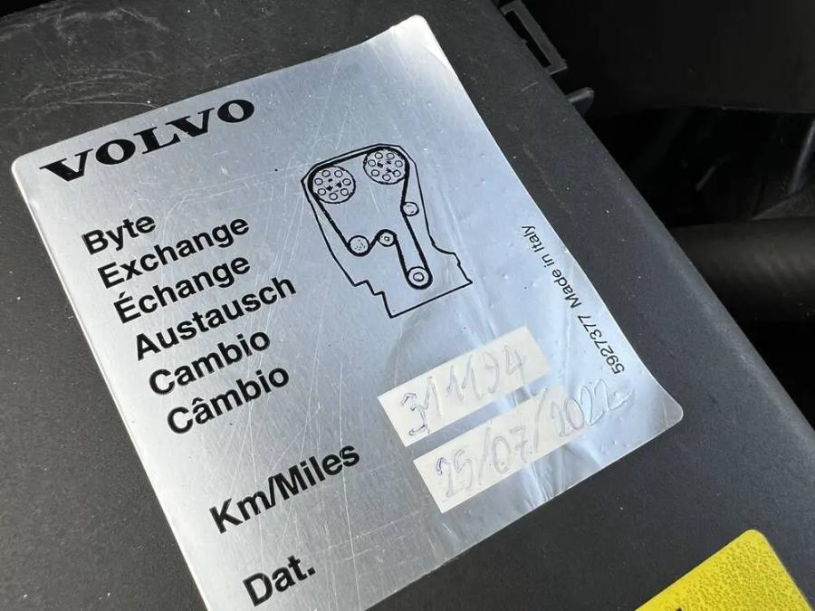 Zils Volvo S80 2005 Rīga, ar dzinēja tilpumu 2.40 L un nobraukumu 345 tūkst. km par 3495 €, foto 13 vietnē AUTOMOTO.COM.LV