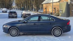 Blue Volvo S80 2006 in Siauliai, with an engine capacity of 2.40 L and mileage of 420 thousand km for 2700 €, photo 3 on AUTOMOTO.COM.LV