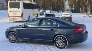 Blue Volvo S80 2006 in Siauliai, with an engine capacity of 2.40 L and mileage of 420 thousand km for 2700 €, photo 4 on AUTOMOTO.COM.LV