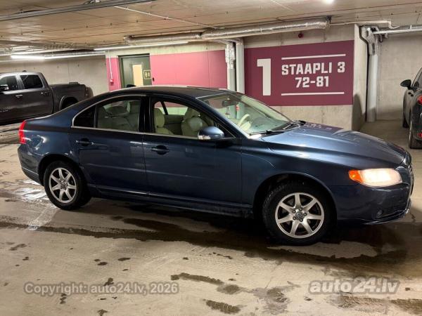 Zils Volvo S80 2006 Tallina, ar dzinēja tilpumu 2.40 L un nobraukumu 316 tūkst. km par 4420 €, foto 8 vietnē AUTOMOTO.COM.LV