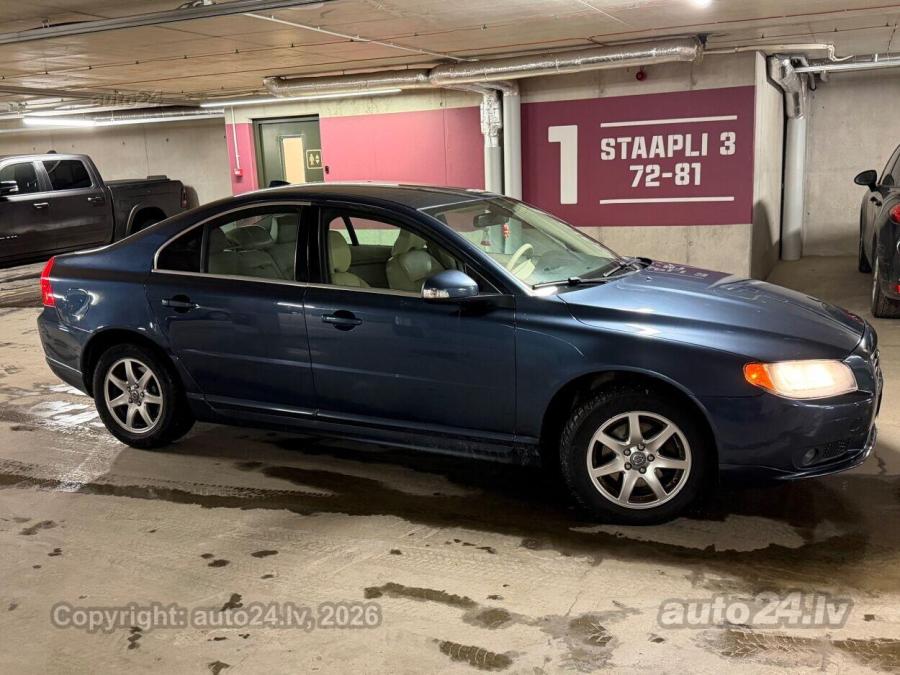 Zils Volvo S80 2006 Tallina, ar dzinēja tilpumu 2.40 L un nobraukumu 316 tūkst. km par 4420 €, foto 8 vietnē AUTOMOTO.COM.LV