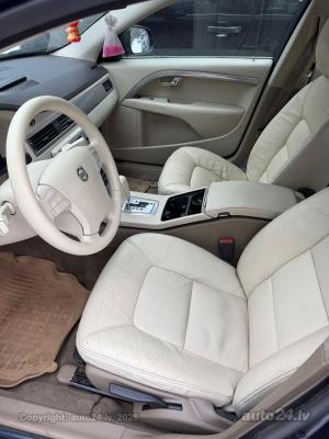 Zils Volvo S80 2006 Tallina, ar dzinēja tilpumu 2.40 L un nobraukumu 316 tūkst. km par 4420 €, foto 13 vietnē AUTOMOTO.COM.LV